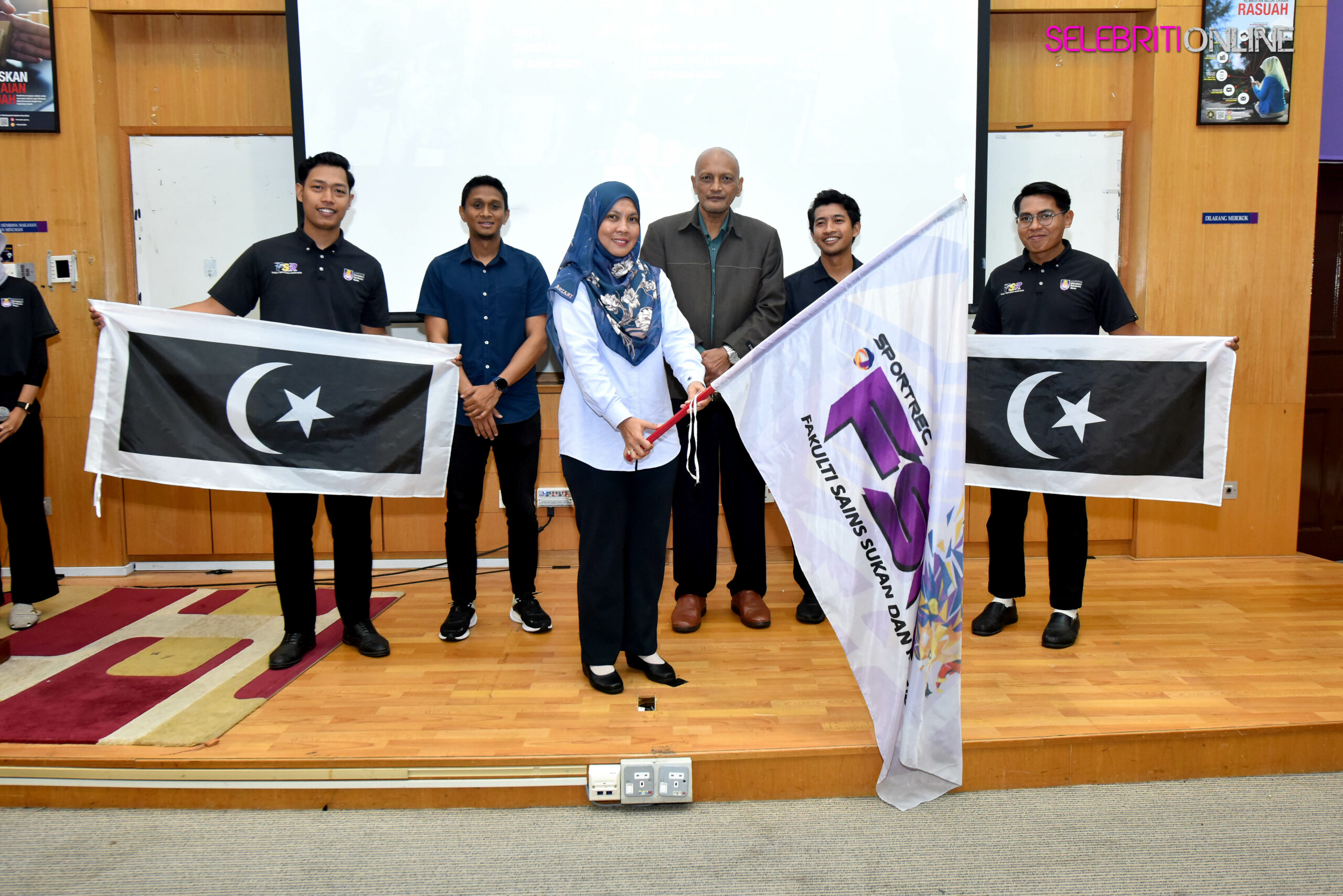 FSR UITM PERKENAL FLAG FOOTBALL & FRISBEE DI TERENGGANU | GAYA HIDUP ...